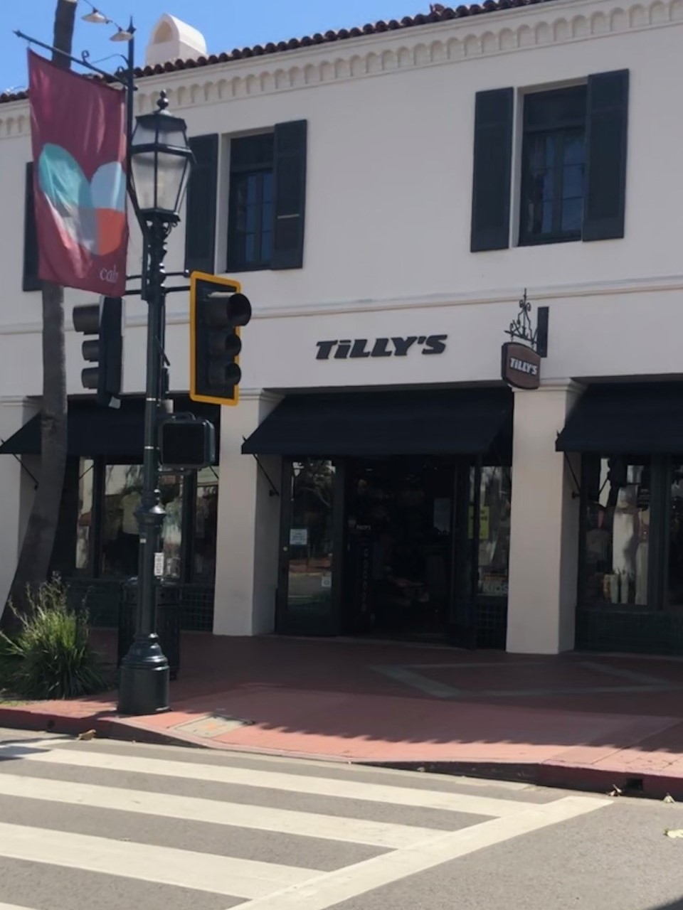 What Payment Options Are Available at Tillys?
